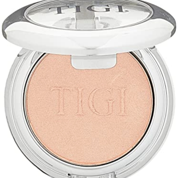 TIGI | Makeup | New Tigi Powder Foundation Color Pure | Poshmark